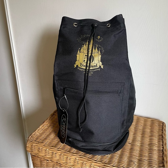 Toppers | Bags | Toppers Cooler Pack Disney 5th Single Strap Backpack ...